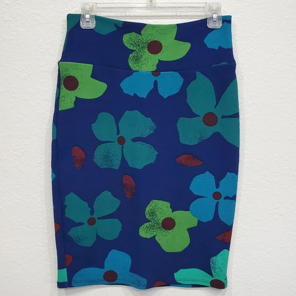 LuLaRoe | Skirts | Lularoe Cassie Pencil Skirt Daisy Flowers 7s Sz ...